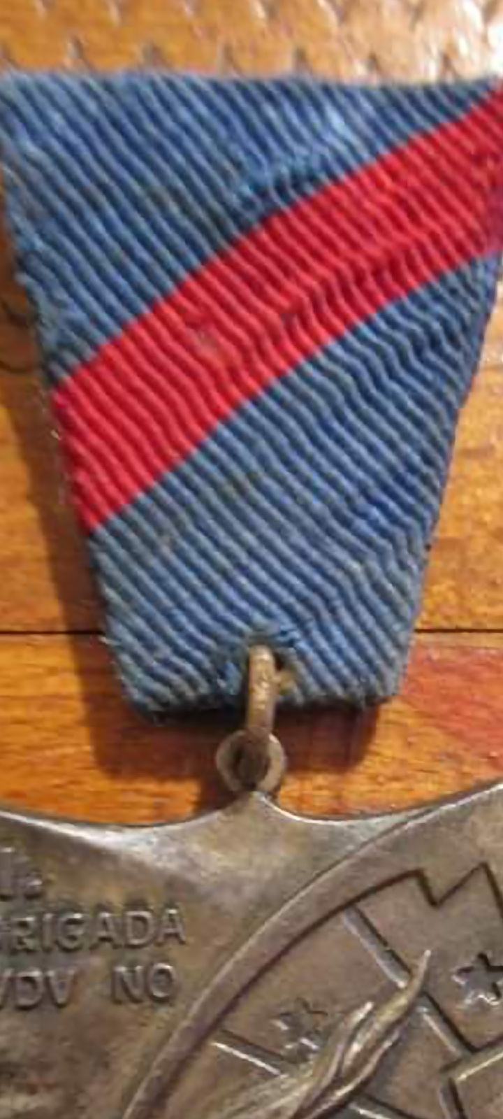 Iščem trakec za medaljo II brigada VDV