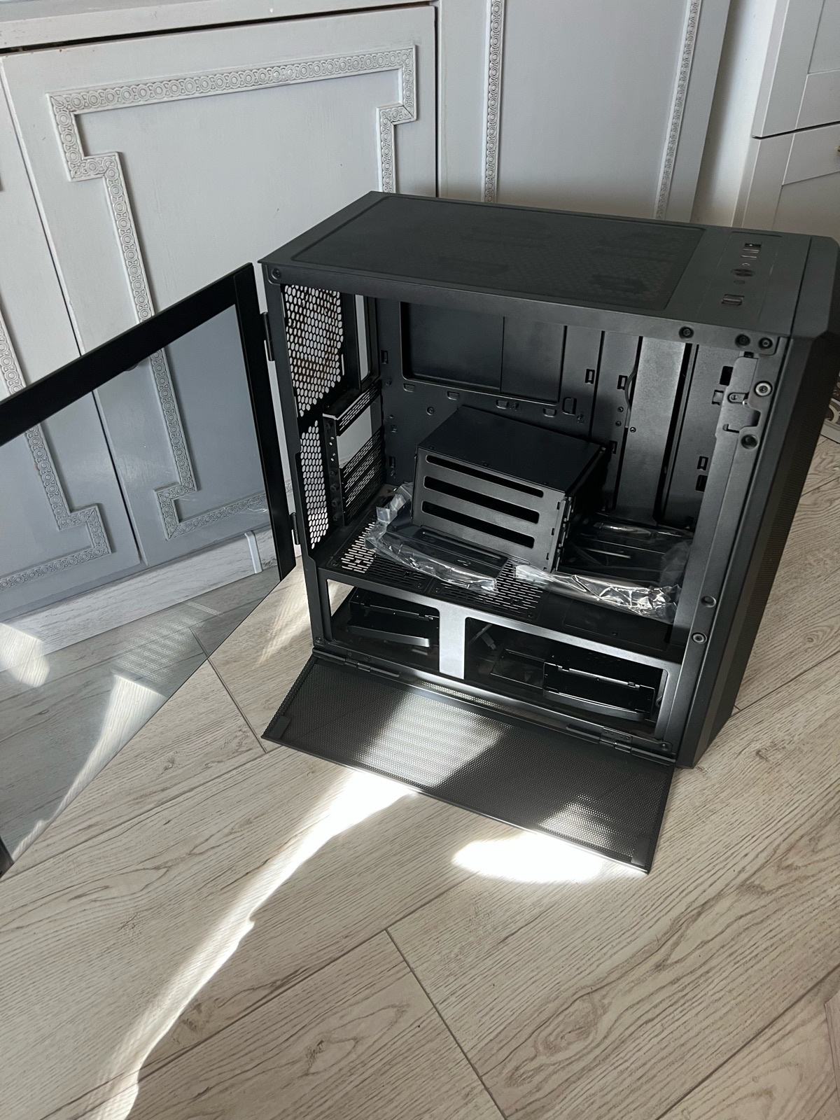 Lian Li Lancool 2 Mesh Performance + Arctic Liquid Freezer 240