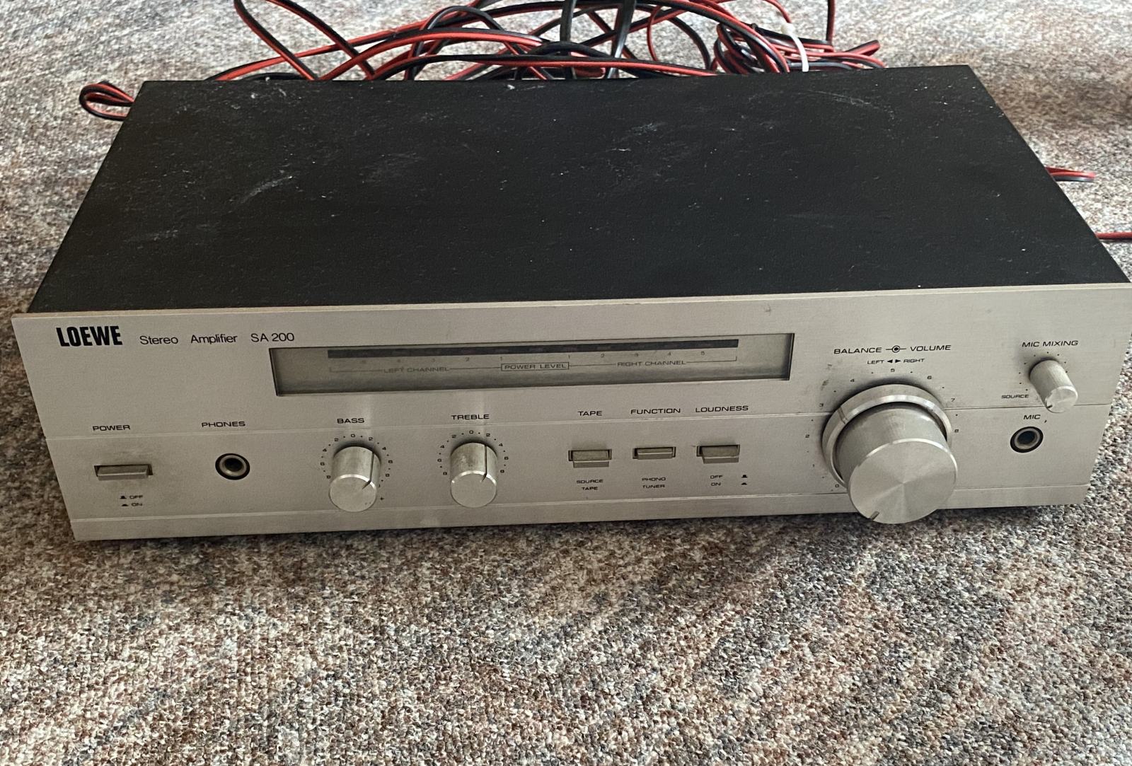Ojačevalec Loewe SA 200