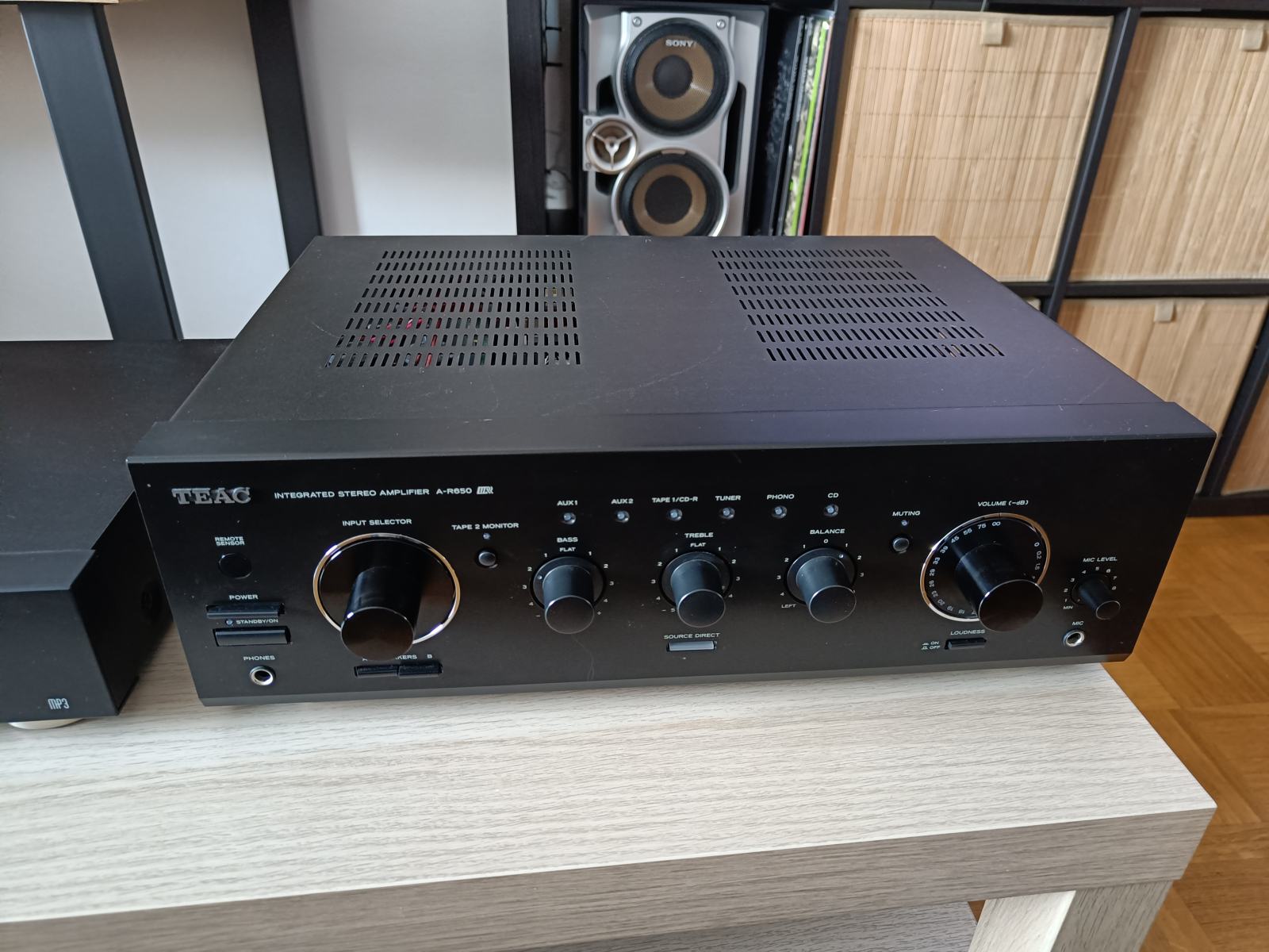 Ojačevalec TEAC A-R650