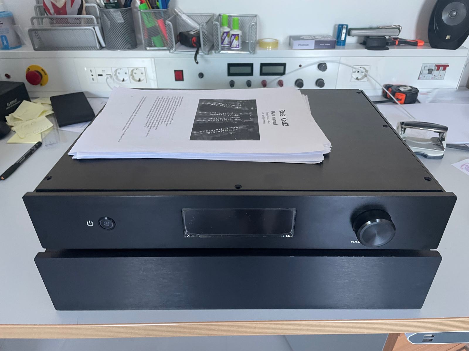Vrhunski Hi Fi predojačevalec RelaiXed2 - DIY balanced pre-amplifier