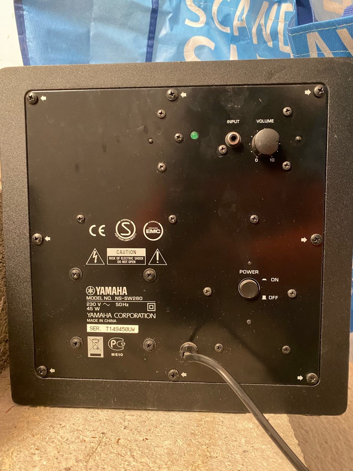 Yamaha NS-SW100 10 100W Powered Subwoofer