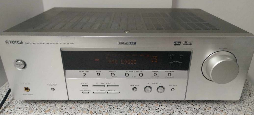 AV SURROUND HI-FI RECEIVER YAMAHA RX-V357, 5x100W