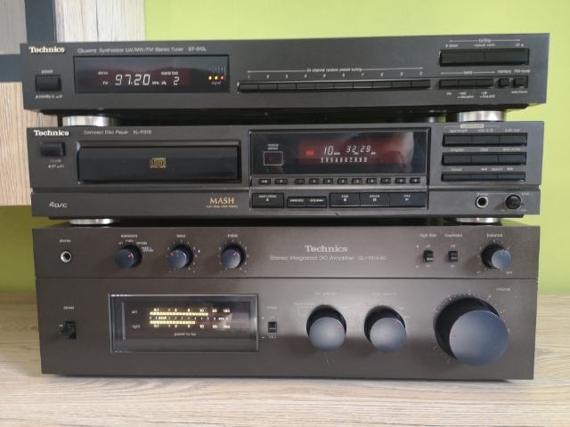 Hi-fi komponenta Technics
