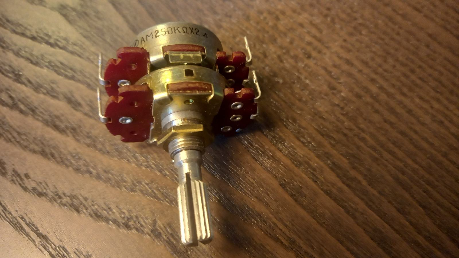 Marantz Receiver pot za glasnost