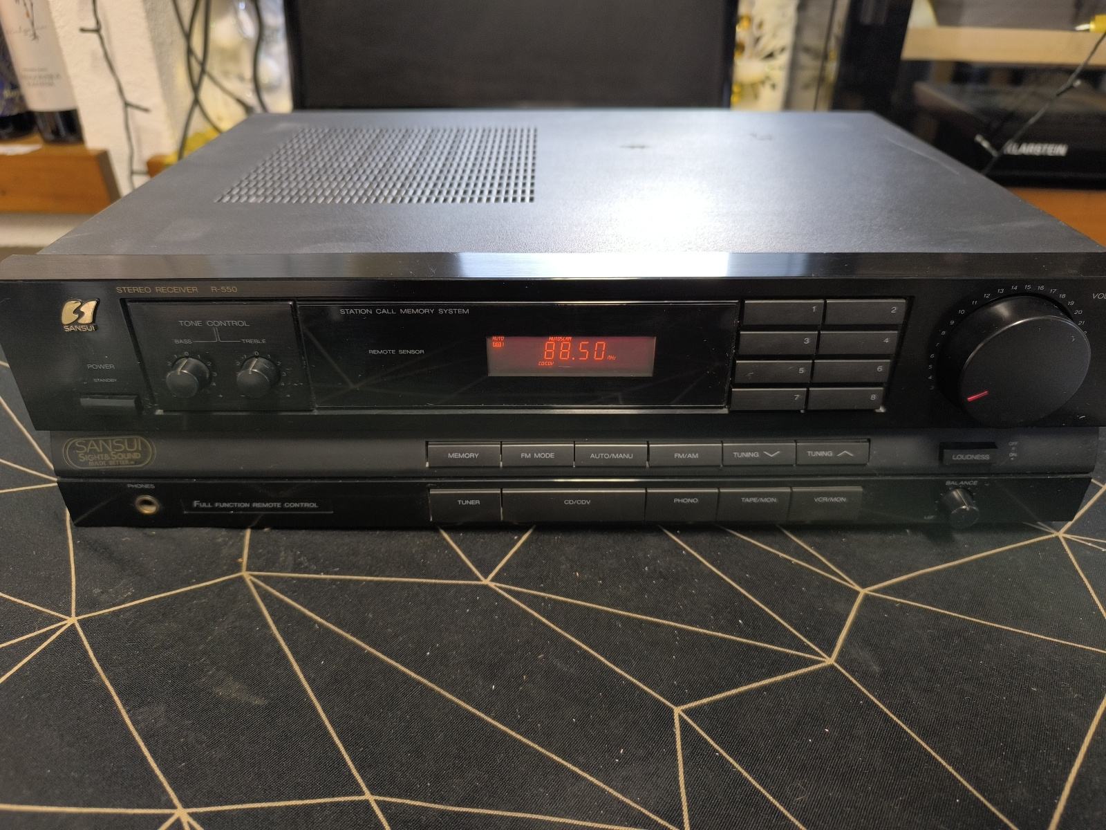 SANSUI R-550 stereo receiver