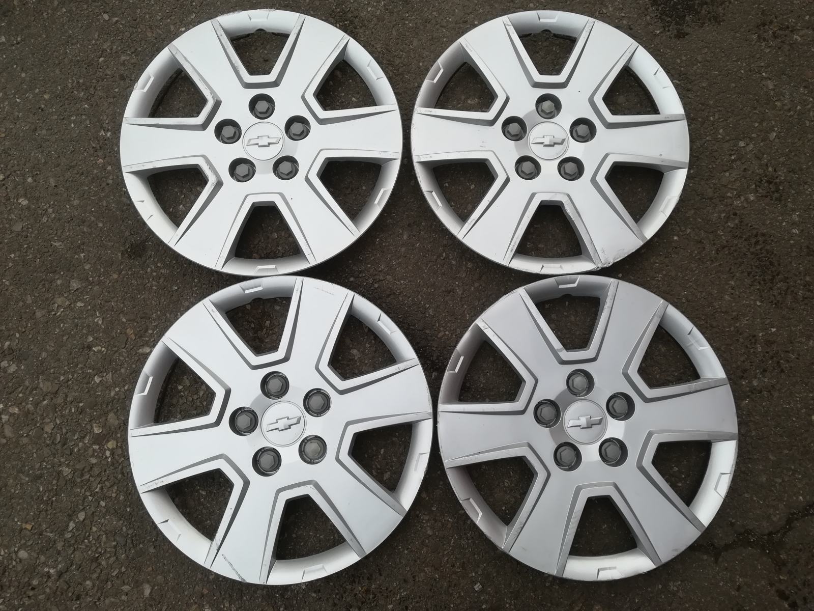 OKRASNI POKROVI 16 col CHEVROLET ORIGINAL