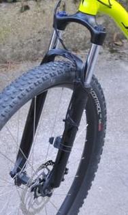 Deli za kolo MTB - obroč, vilica, pogonski komplet in zavorni komplet