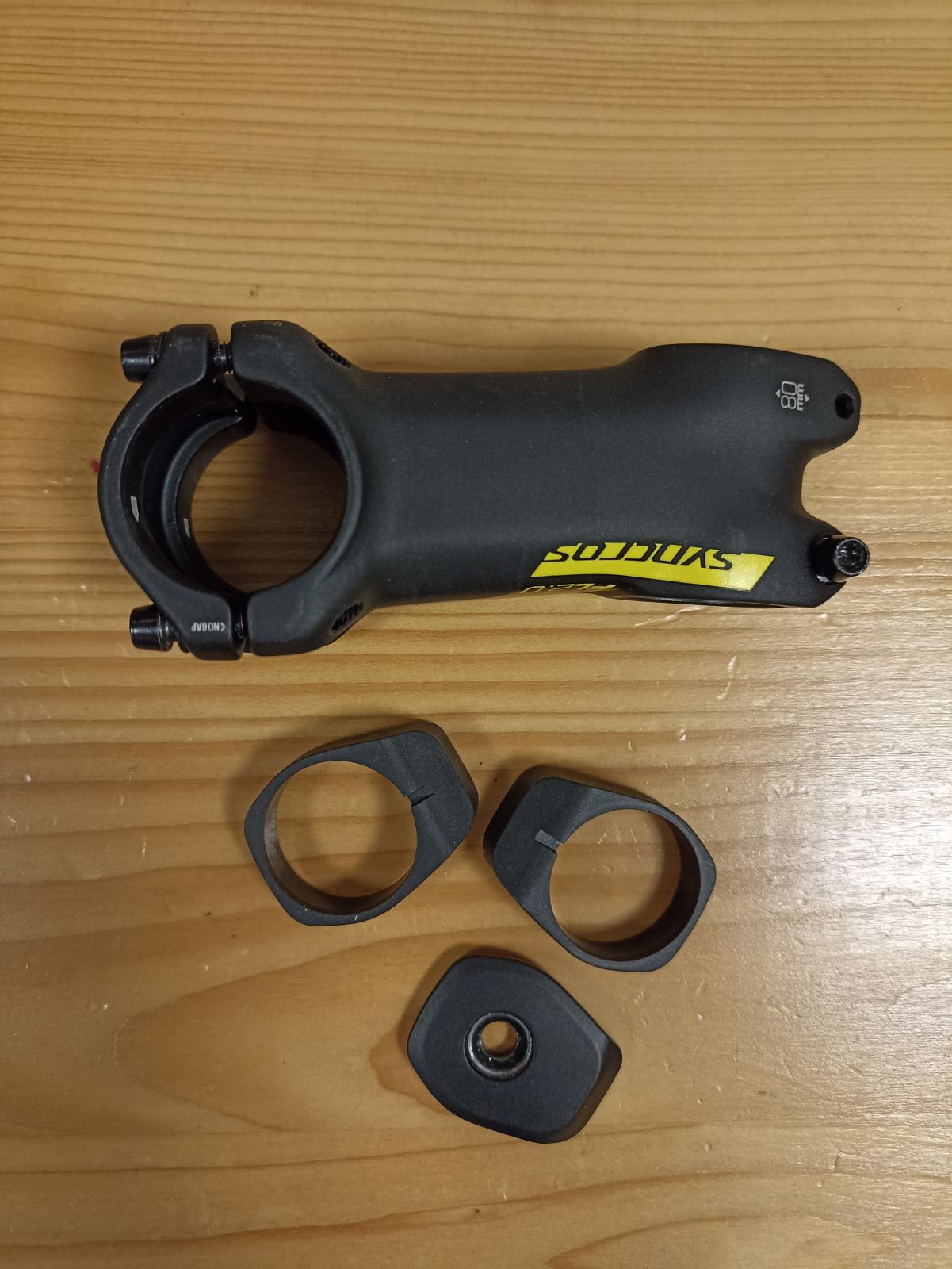 Krmilna opora Syncros