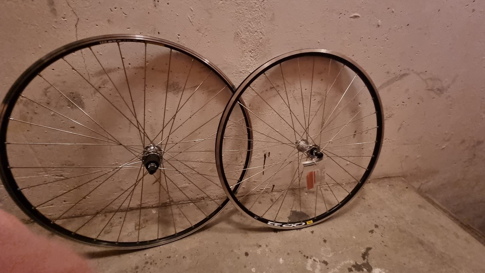 Obroči za cestno kolo Mavic Novo