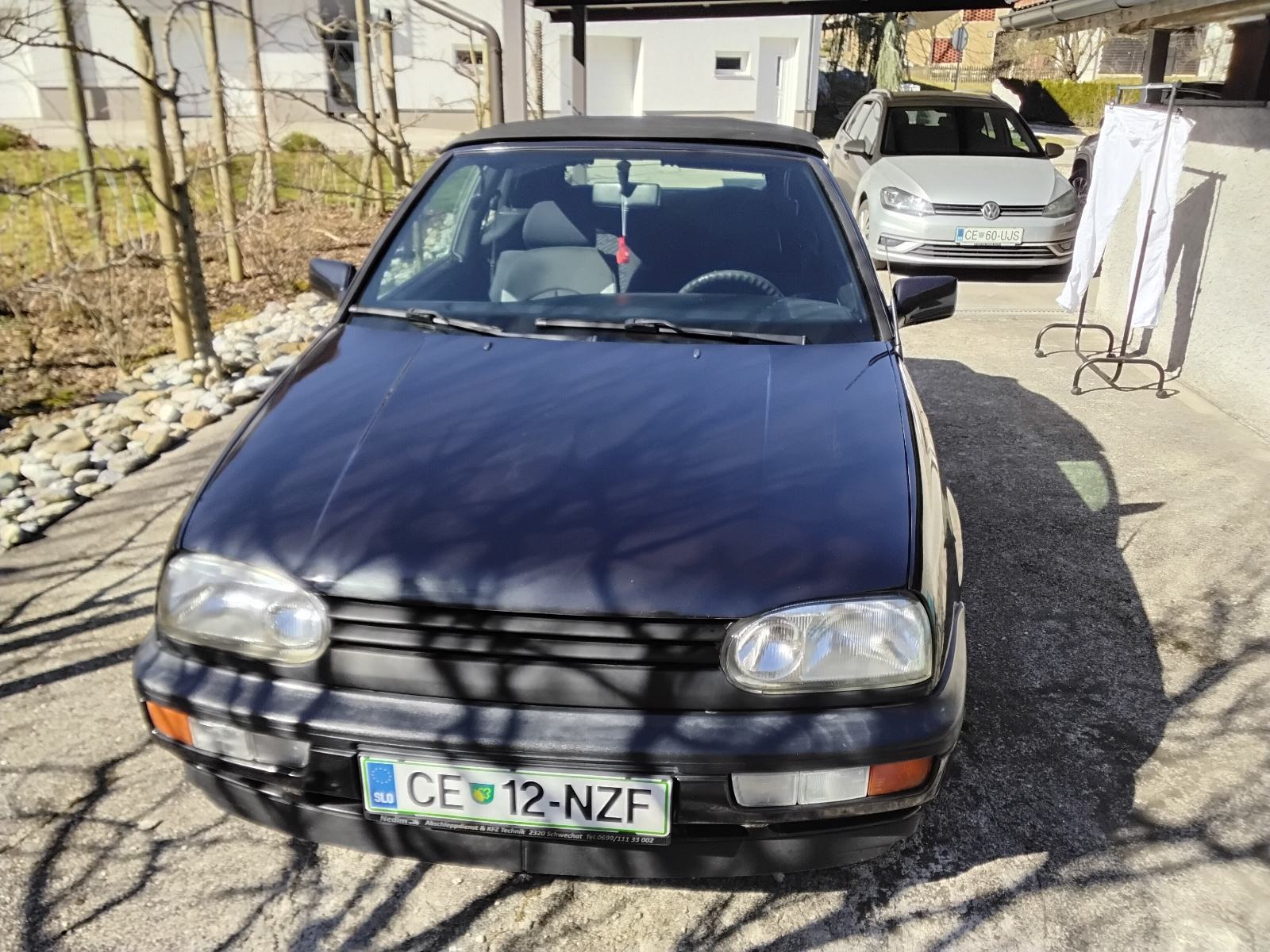 prodam golf cabrio 1,8 bencinski motor