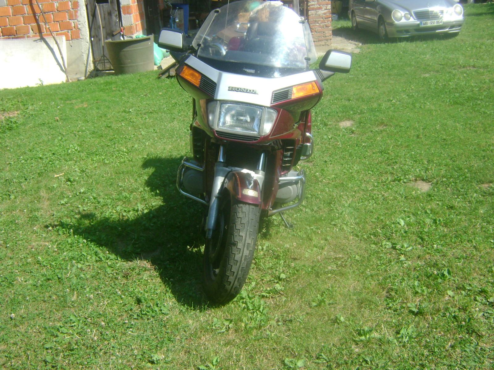 Honda golving 1200 cm3