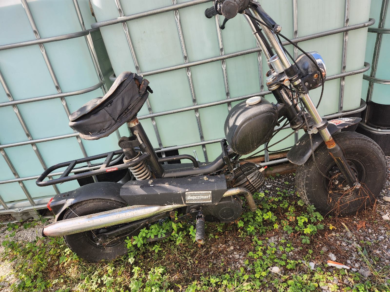 Tomos tori zložljiv motor