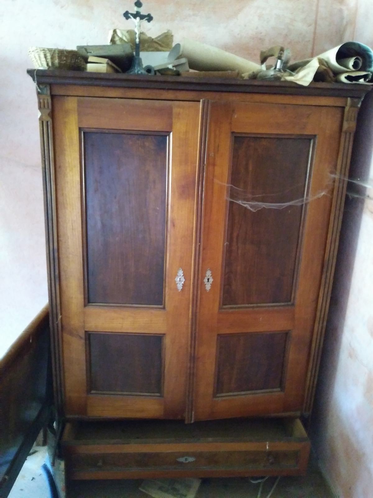 starinski omari 2 komada