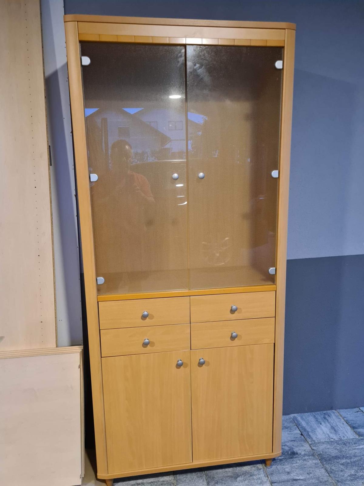 Ladja 28, 1215 Medvode