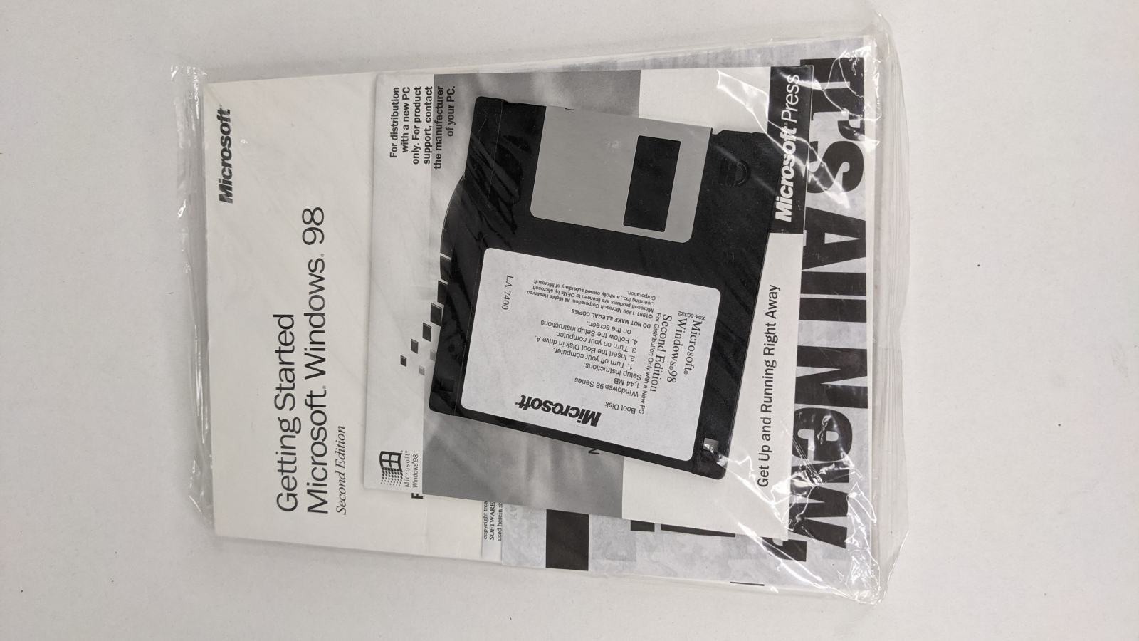 Microsoft Windows 98, second edition - originalno zapakirano