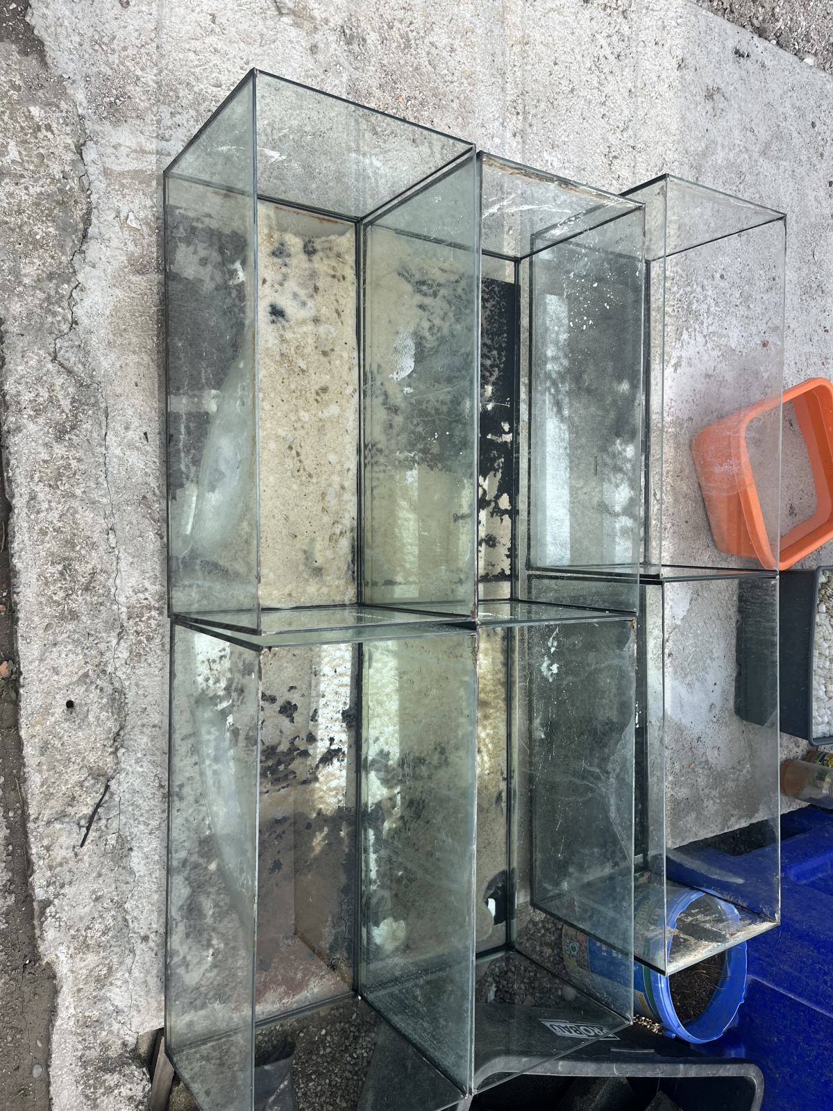 54l akvariji (60x30x30)