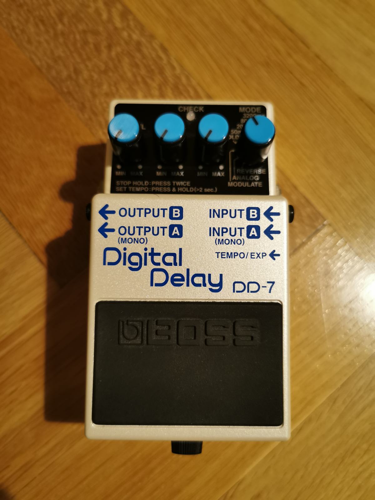 BOSS Digital Delay DD-7