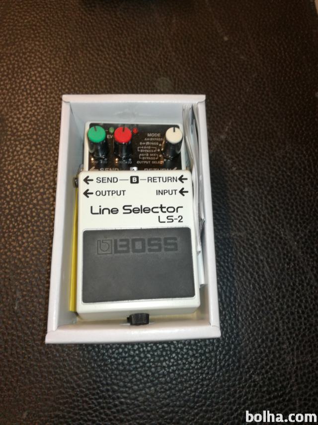 Boss LS 2 line selector pedal (nerabljen)