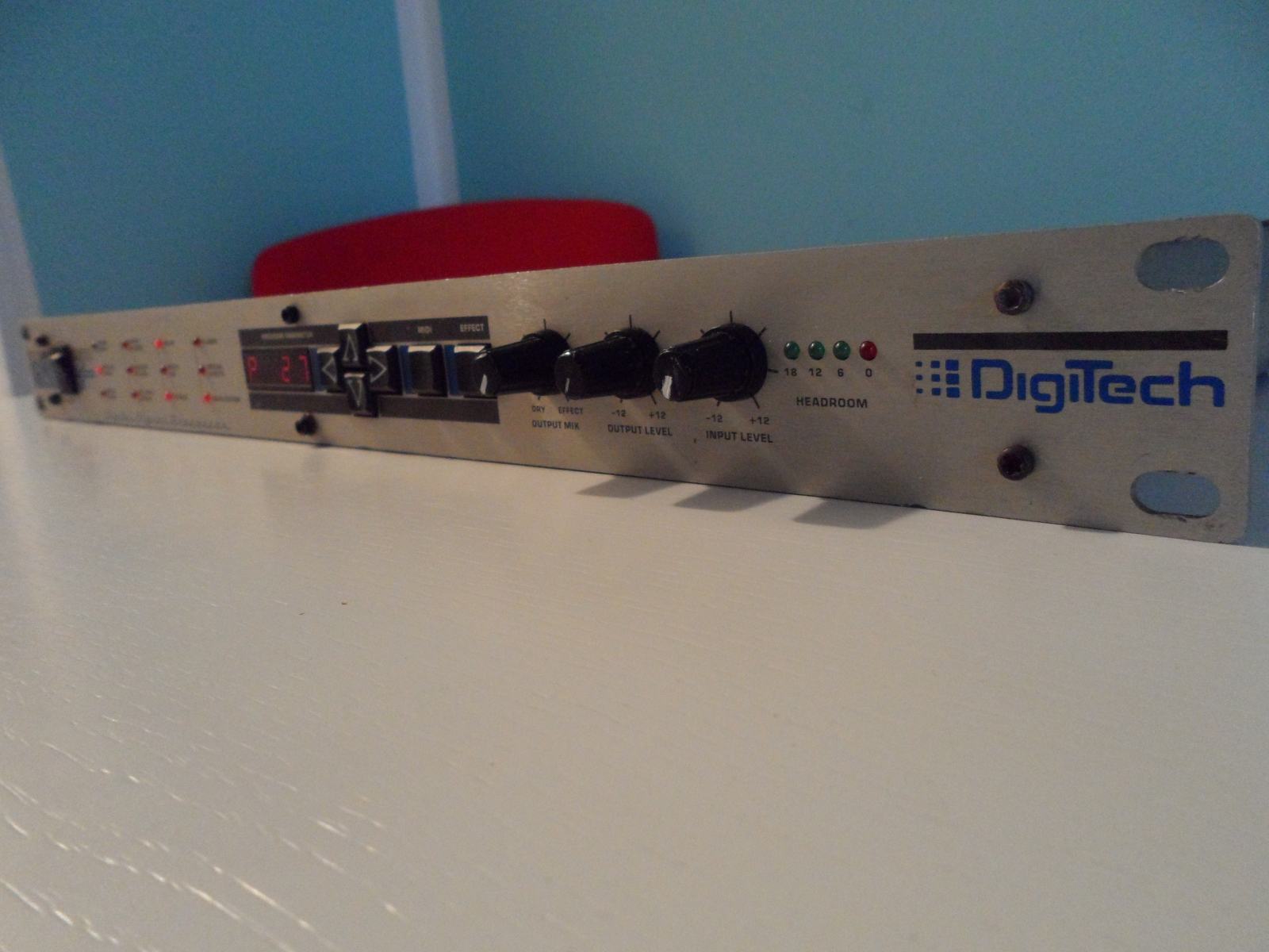 Digitech DSP 128 PLUS Rack Multiefekt
