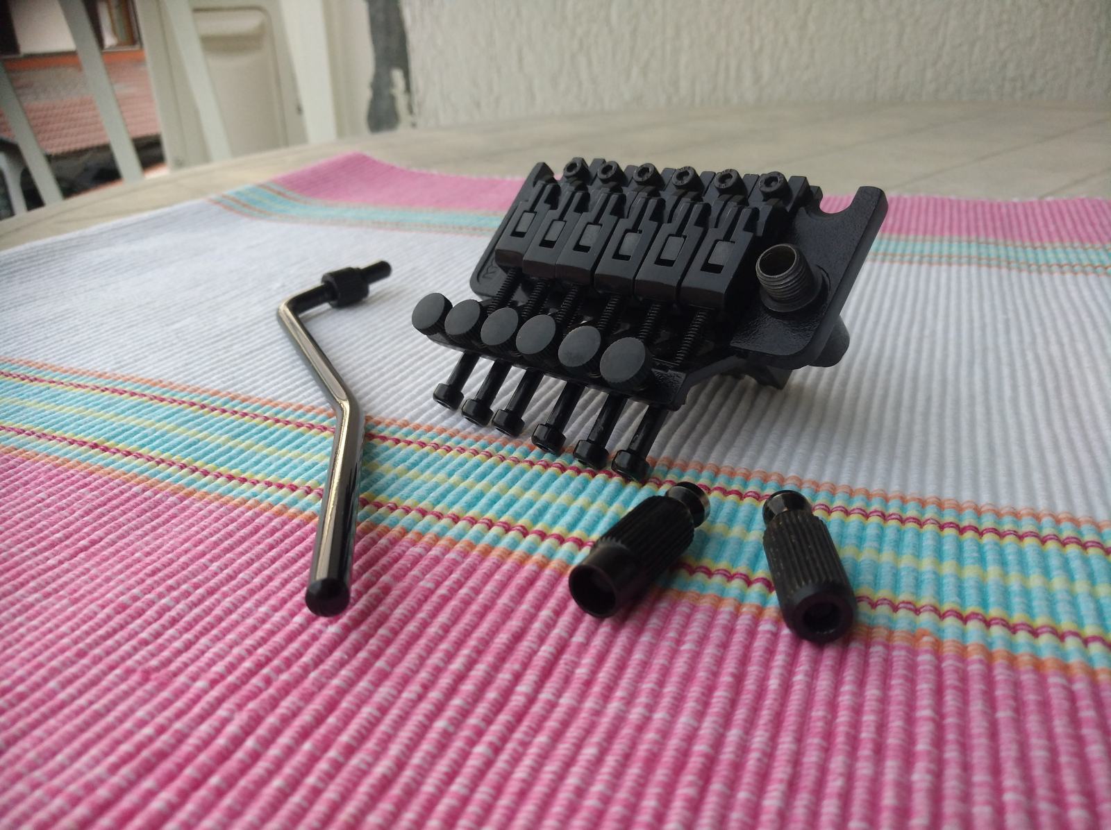 Floyd rose kramer, tremolo, bridge