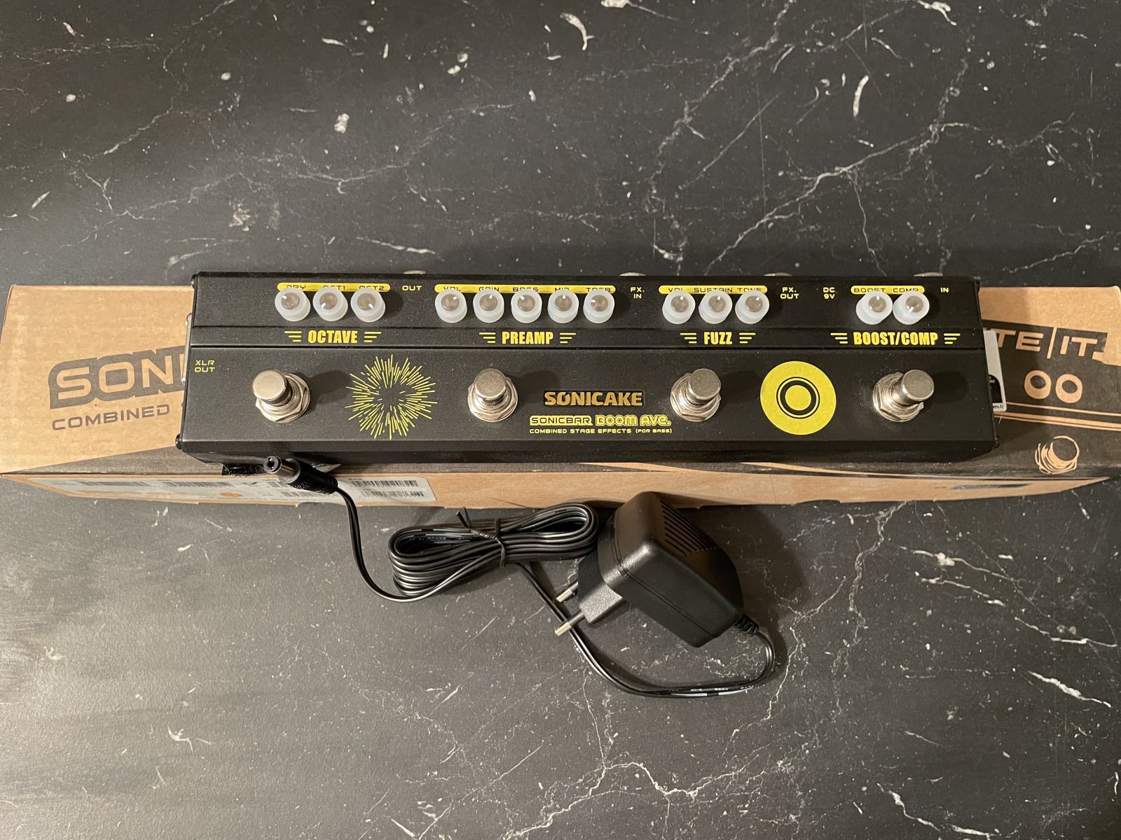 SONICAKE Boom Ave. bass multiefekt