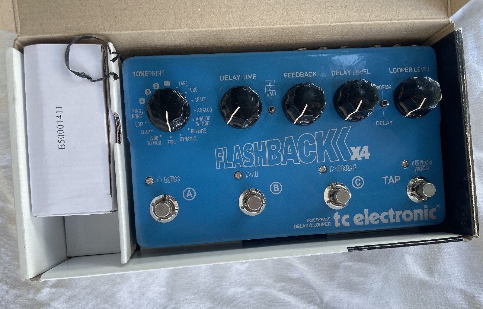 tc electronic FLASHBACK X4