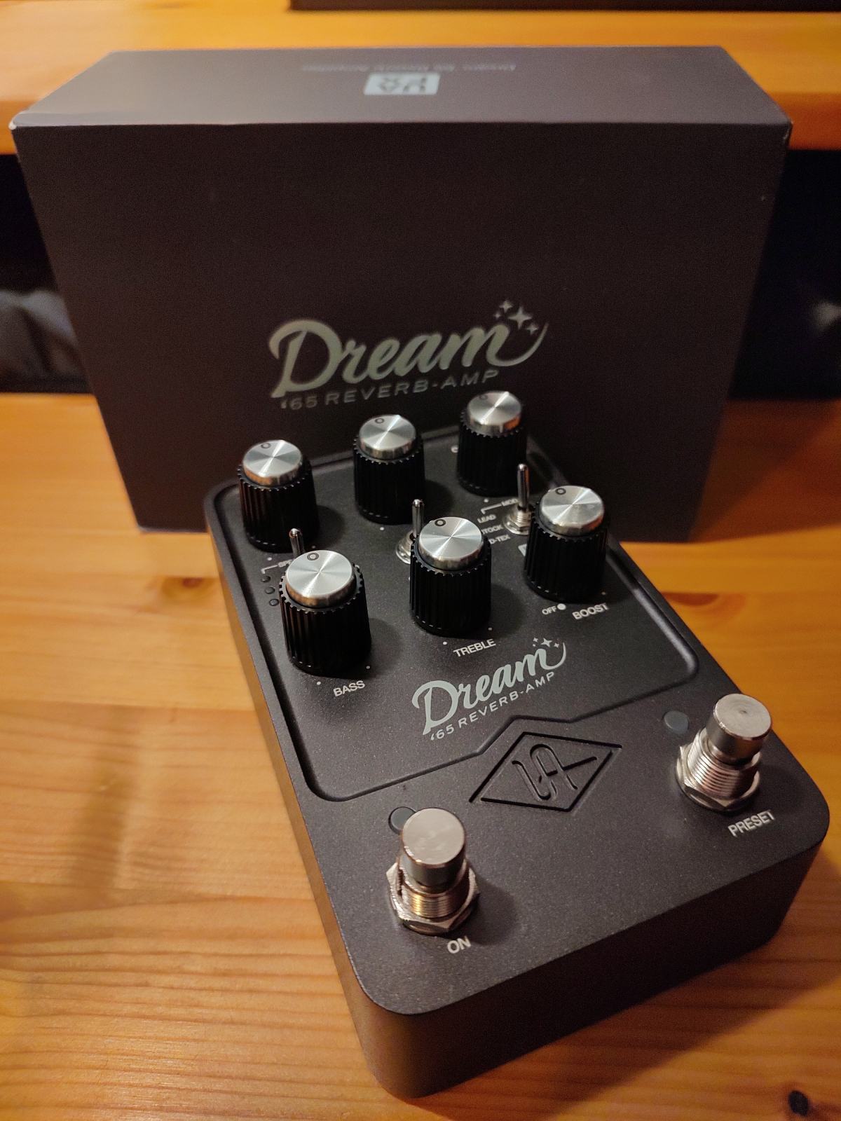 UAFX Dream 65 - Amp modeler pedal (Fender Deluxe Reverb)