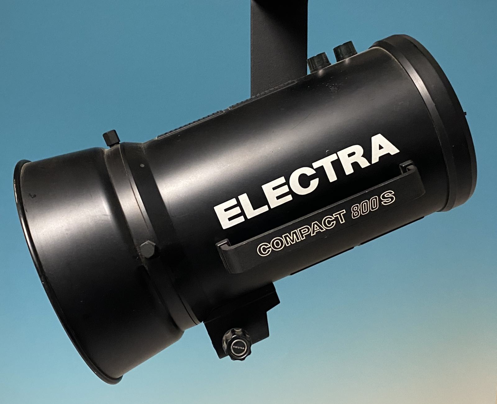 bliskavica ELECTRA compact 800 S