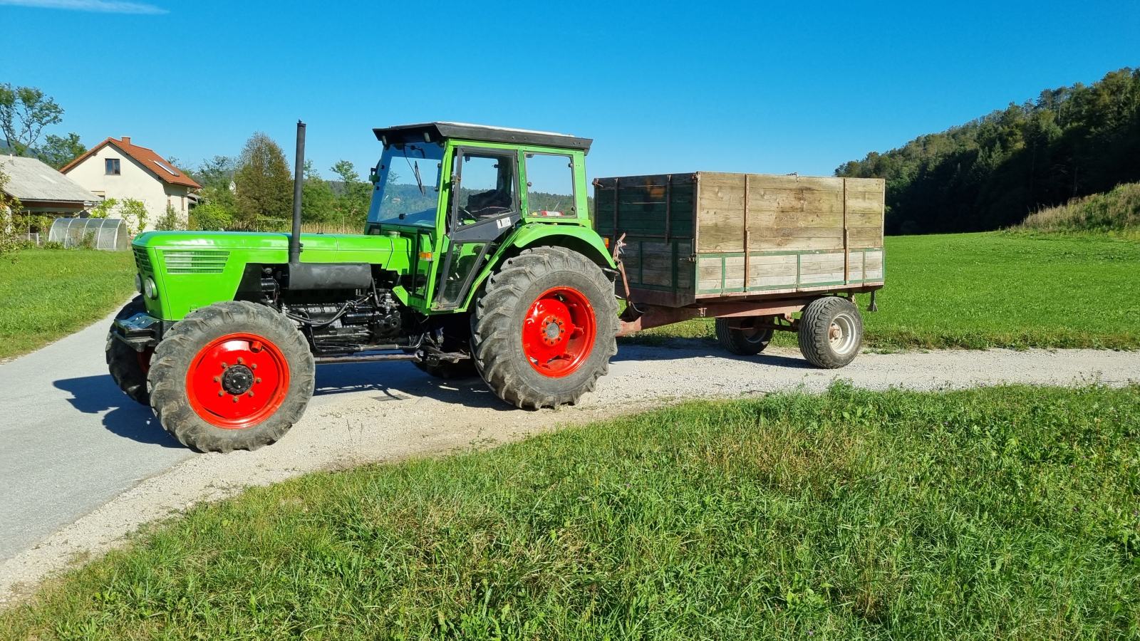 Traktor torpedo D9006 allrad + kiper prikolica 5ton