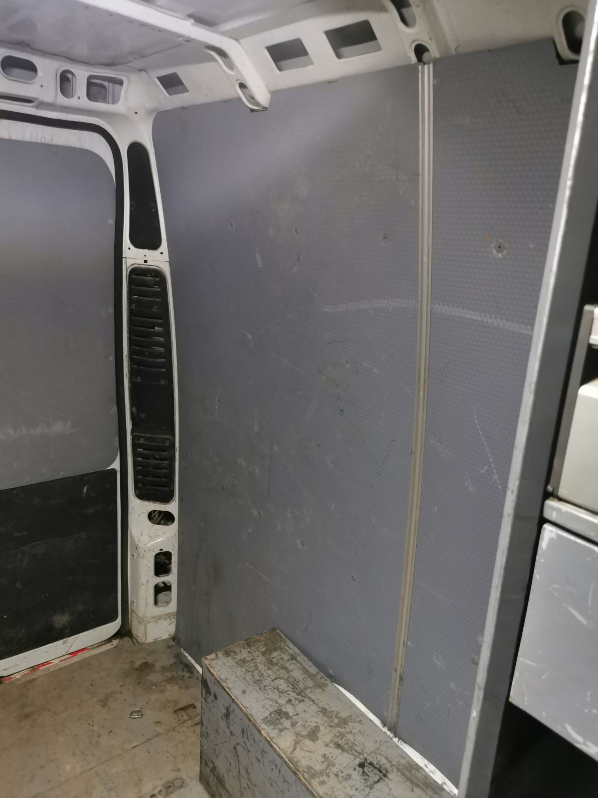 Zaščita tovornega prostora Peugeot boxer, citroen jumper, fiat ducato