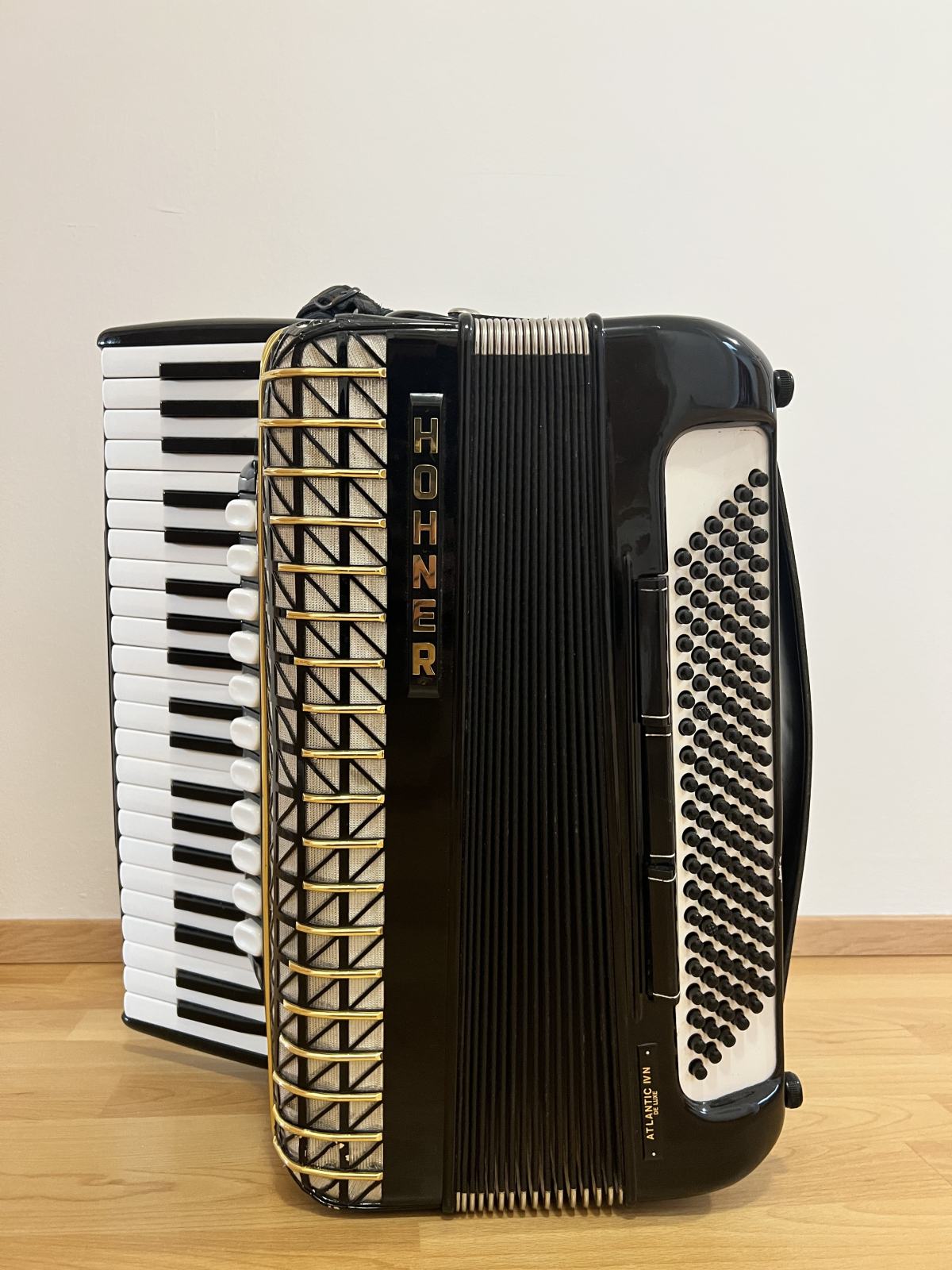 HOHNER ATLANTIC IV N DE LUXE