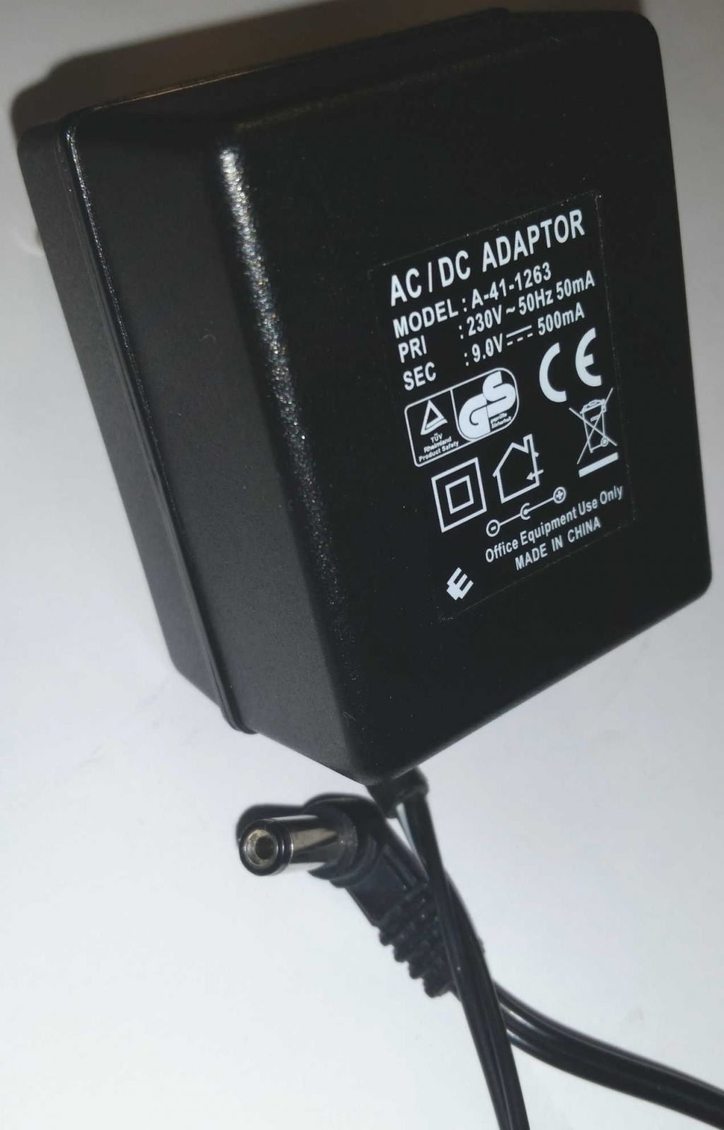 9V 500mA AC-DC adapter, napajalnik, polnilec