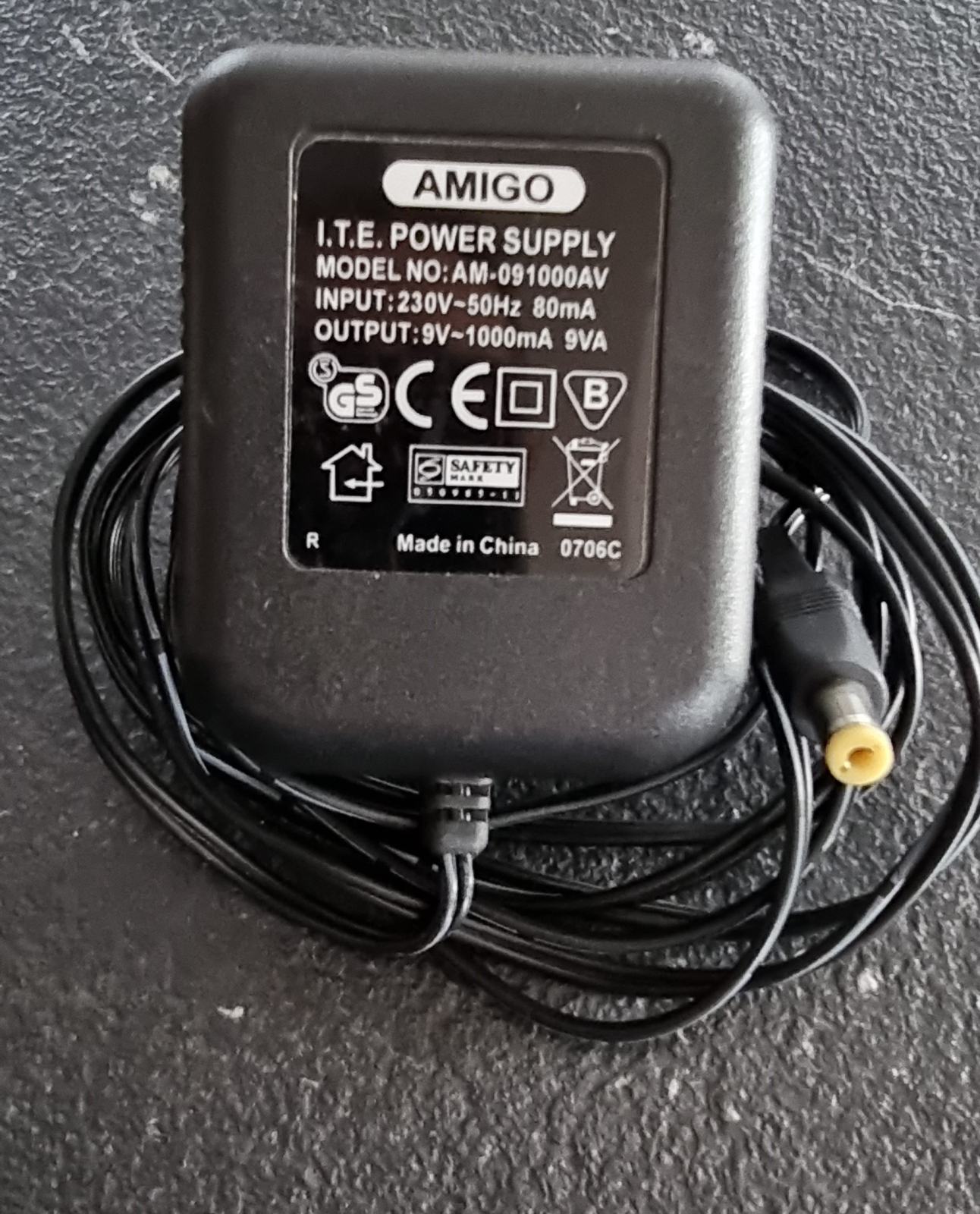 ADAPTER AMIGO