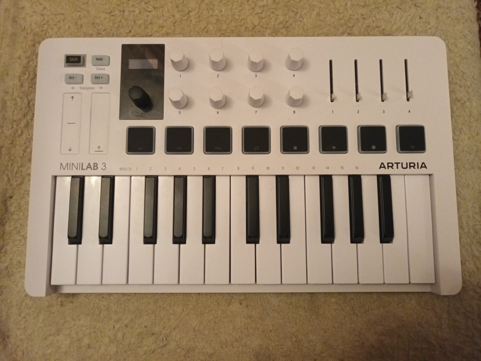 ️ ️ ️MIDI CONTROLLER ARTURIA MINILAB 3 ️ ️ ️