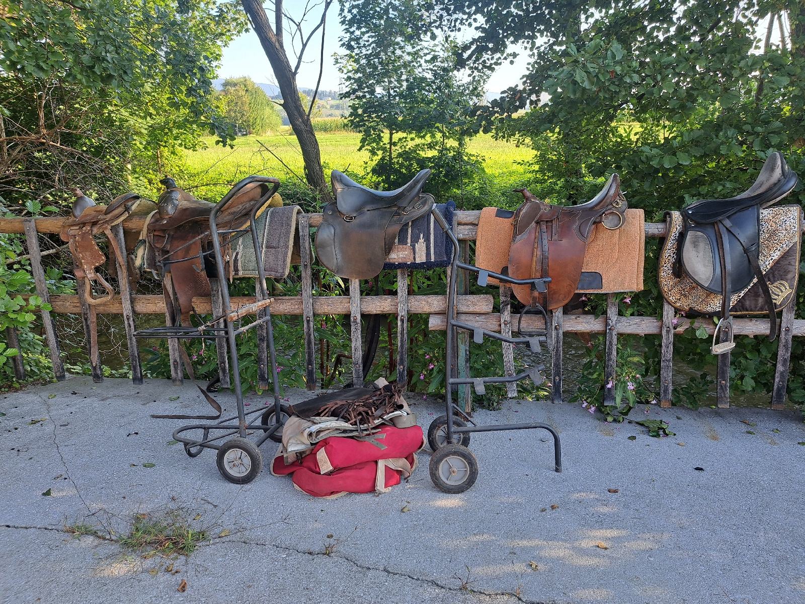 Konjska oprema