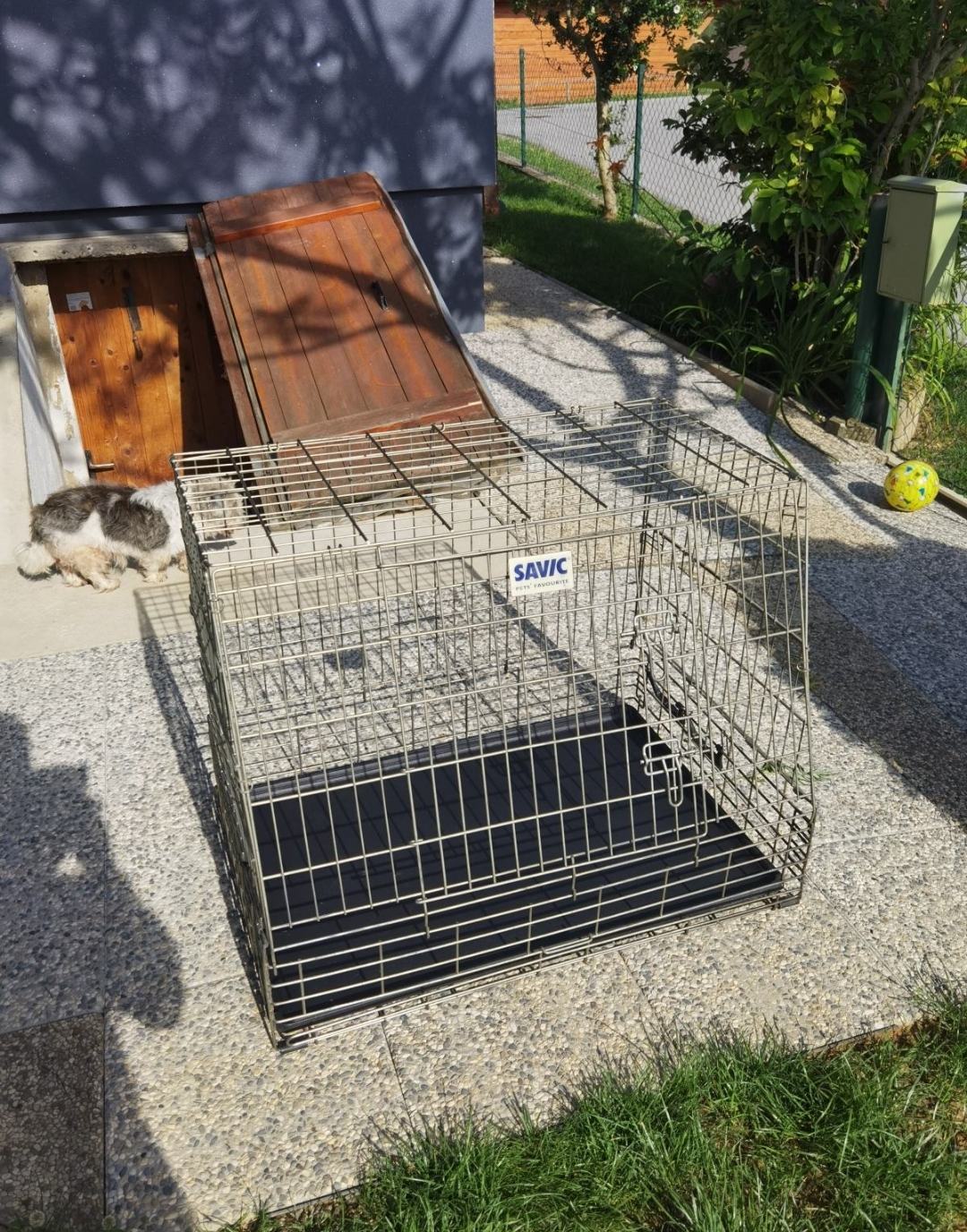 Kovinski boks za psa SAVIC