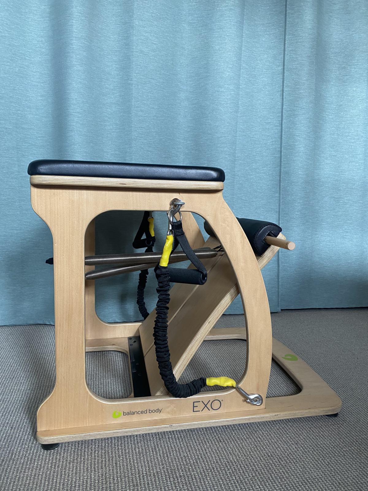 Balanced Body Pilates EXO Chair Split Pedal (črn) + Resistance Kits
