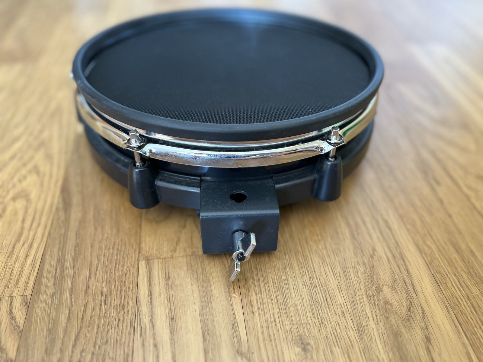 Alesis 12 snare boben (električni bobni)