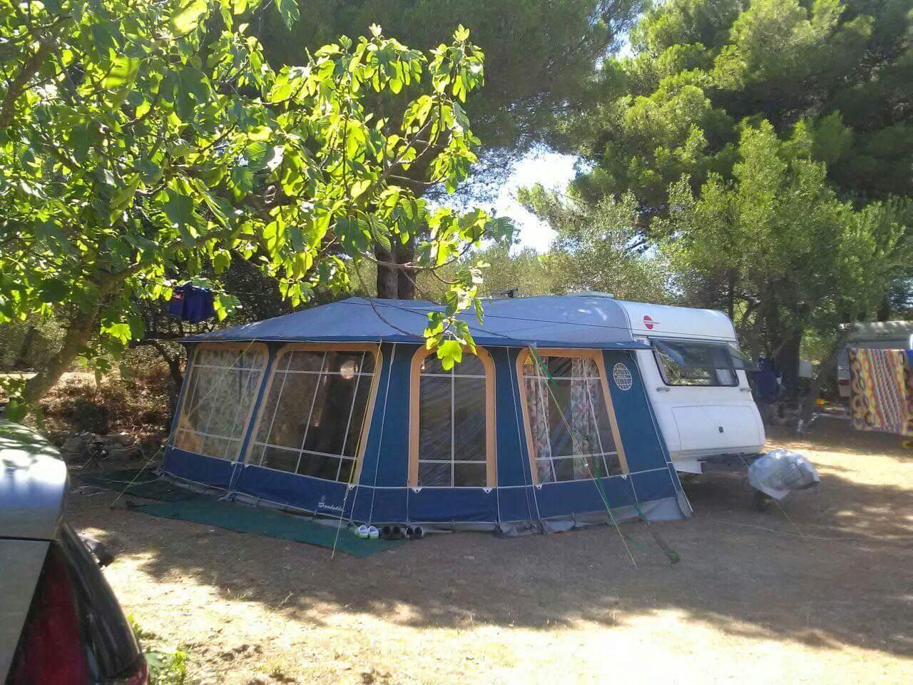 Baldahin lsabella prodam