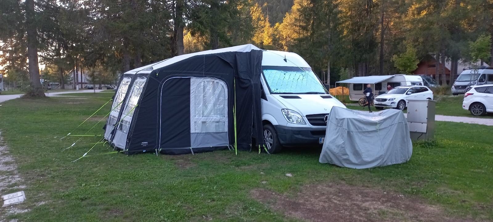 Predšotor za avtodom RALLY AIR PRO 260 DA