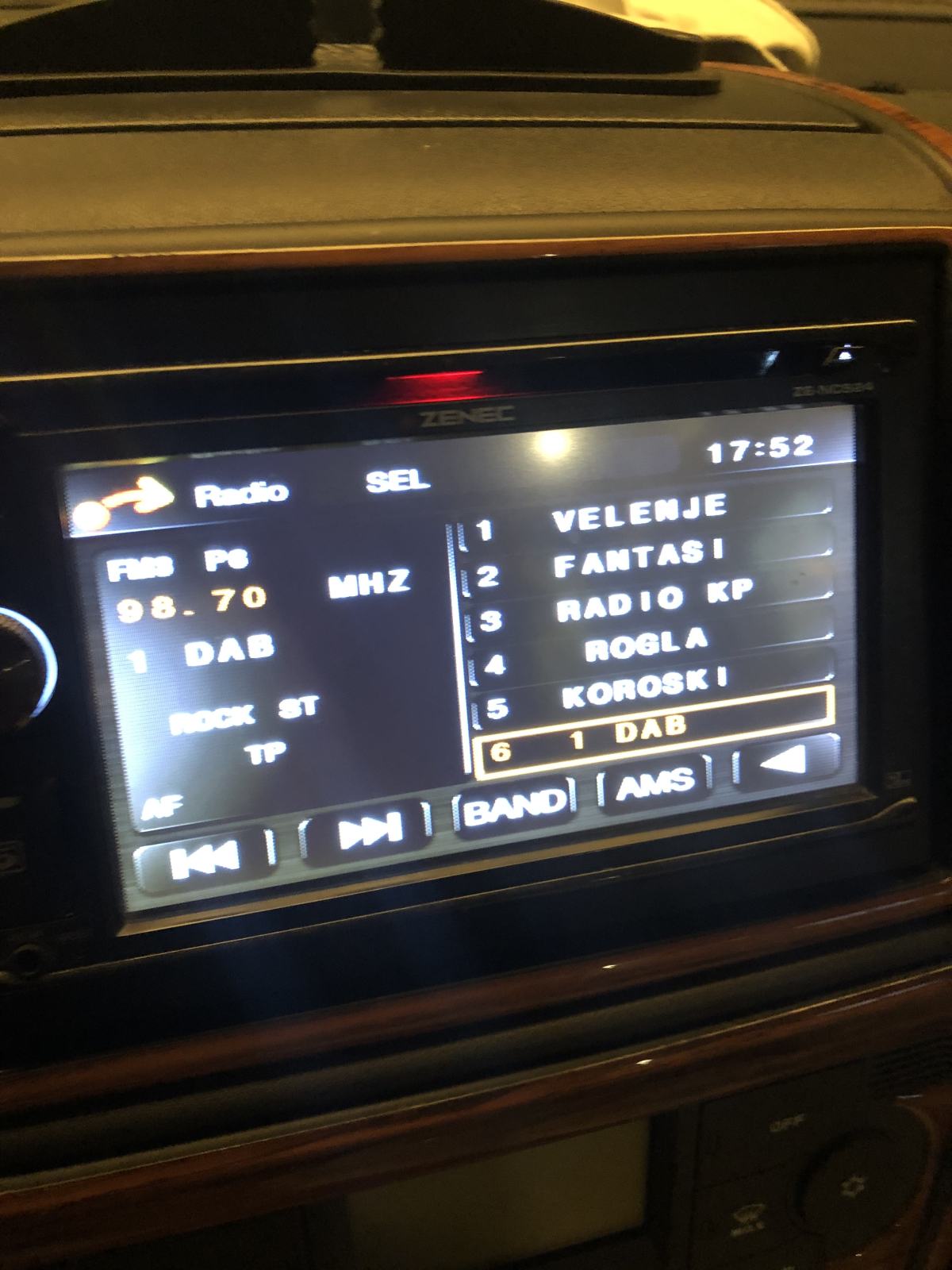 Radio Zenec ZE-NC524