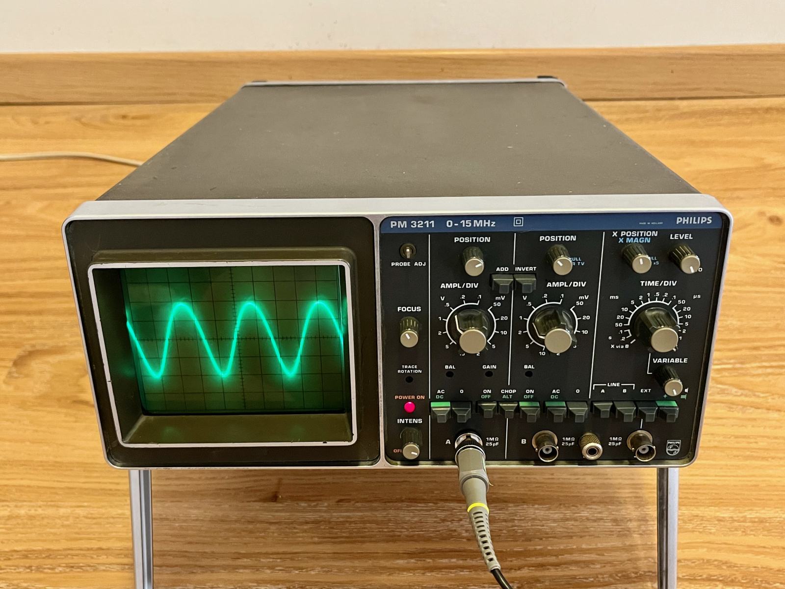 Osciloskop Philips PM 3211