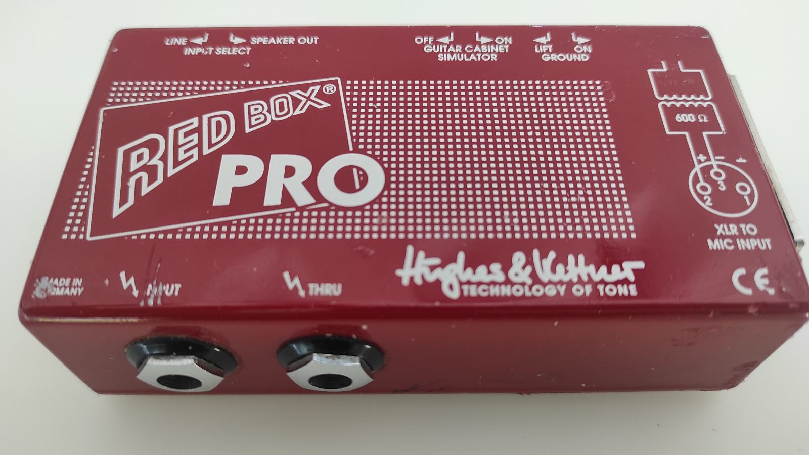 RED BOX PRO Hughes & Kettner (Direct box with speaker simulator)