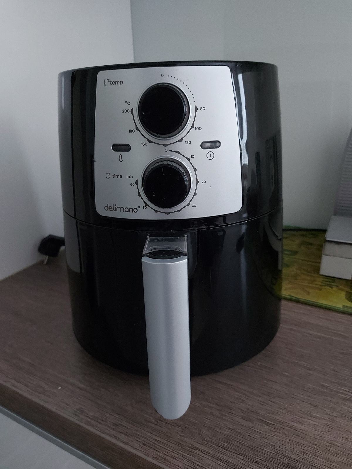 CVRTNIK NA VROČ ZRAK