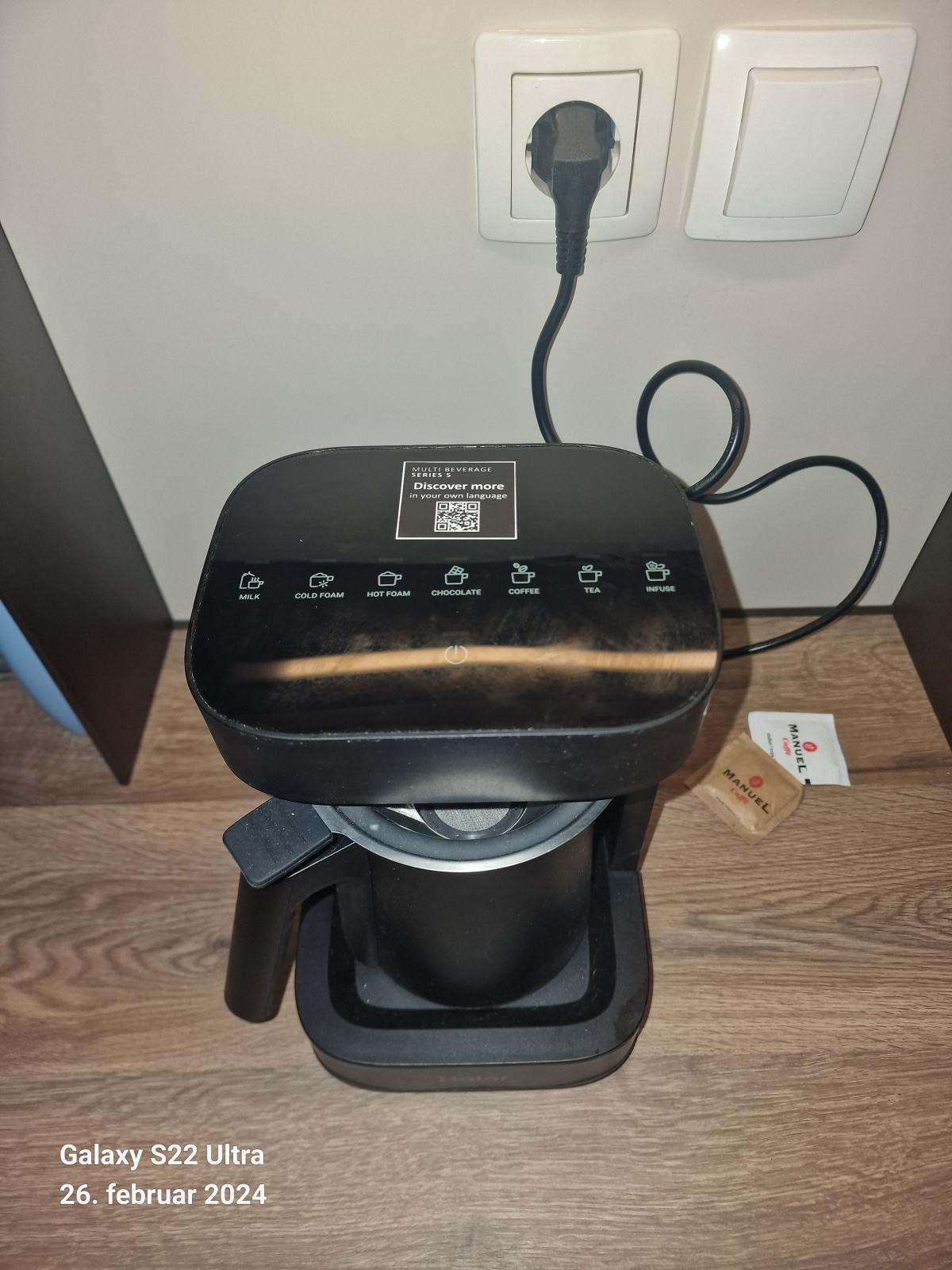 Kavomat / Aparat za pripravo napitkov