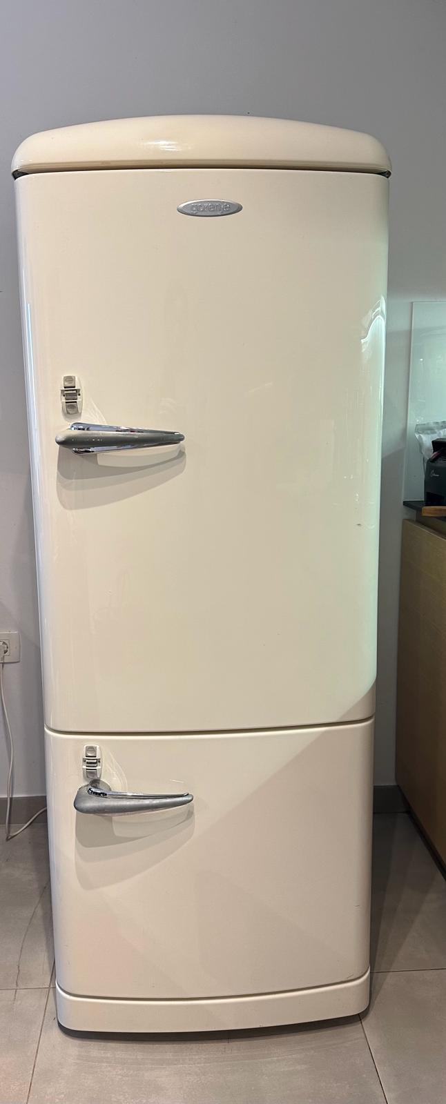 Retro hladilnik Gorenje - bež