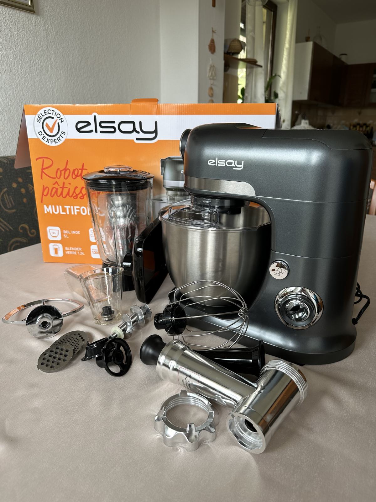 Večfunkcijski robot ELSAY CY-621 1300W