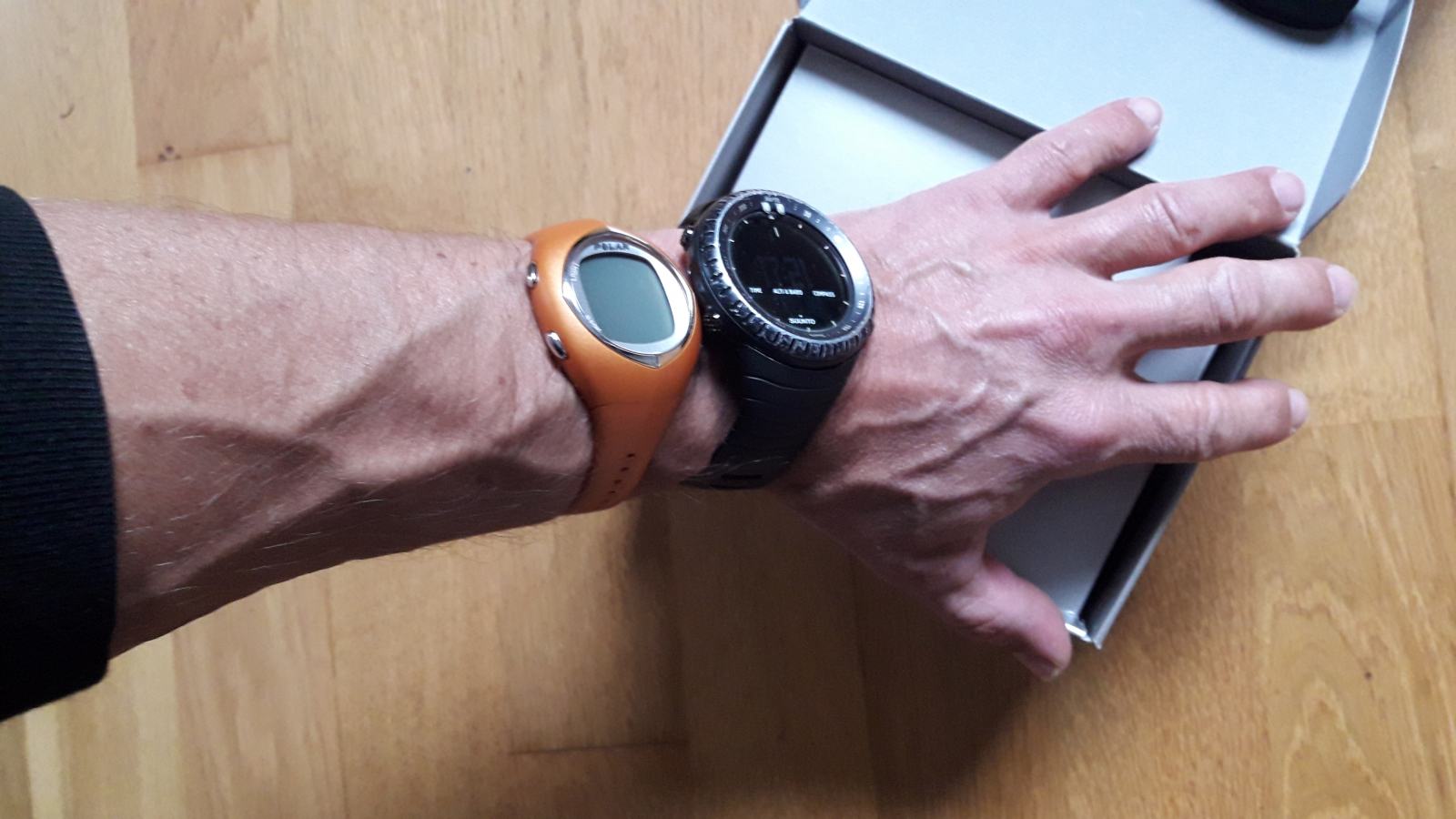 POLAR ura, model F11
