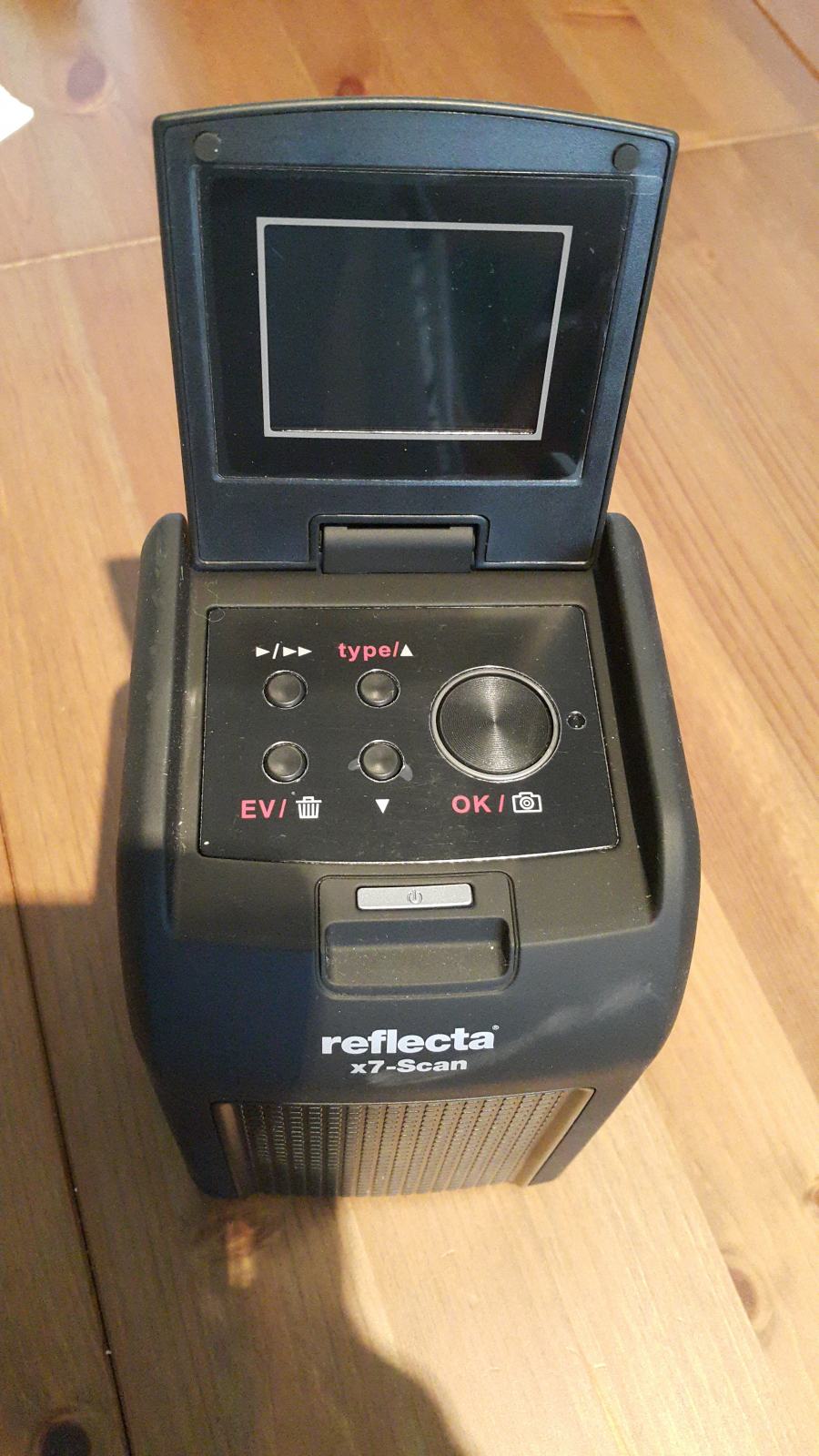 Prodam Scaner za diapozitive Reflecta x7 Scan
